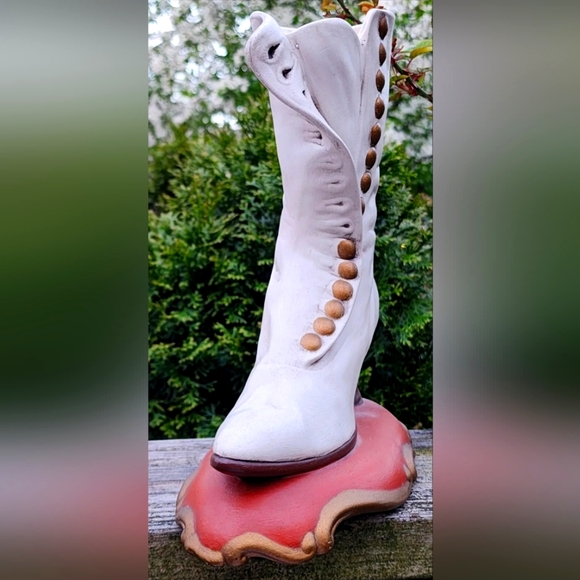 Atlantic Mold | Accents | Vintage 7s Atlantic Mold Victorian Style Boot ...